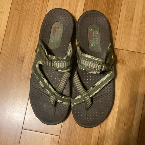 Skechers | Shoes | Skechers Outdoor Lifestyle Womens Stripe Strap Toe ...